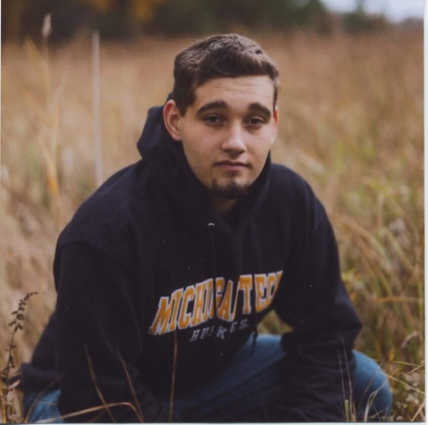 Teal gets Laura M. Hivala Memorial Scholarship | News, Sports, Jobs ...